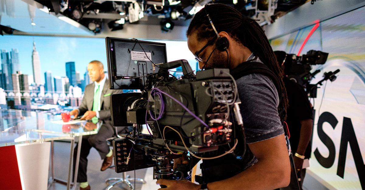 Job for a Videographer in Canada - Dozgist